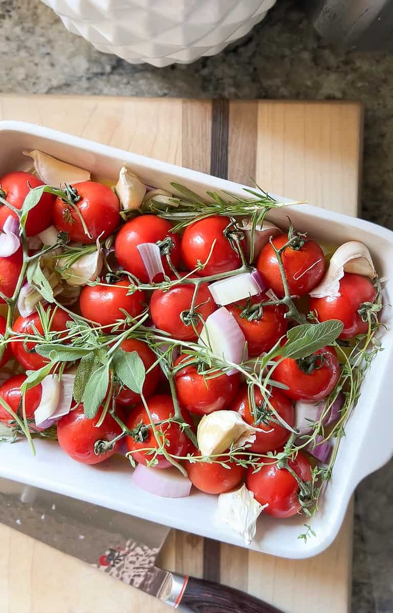 30 Minute Pasta with Hearty and Robust Heirloom Tomato Sauce - Cooking ...